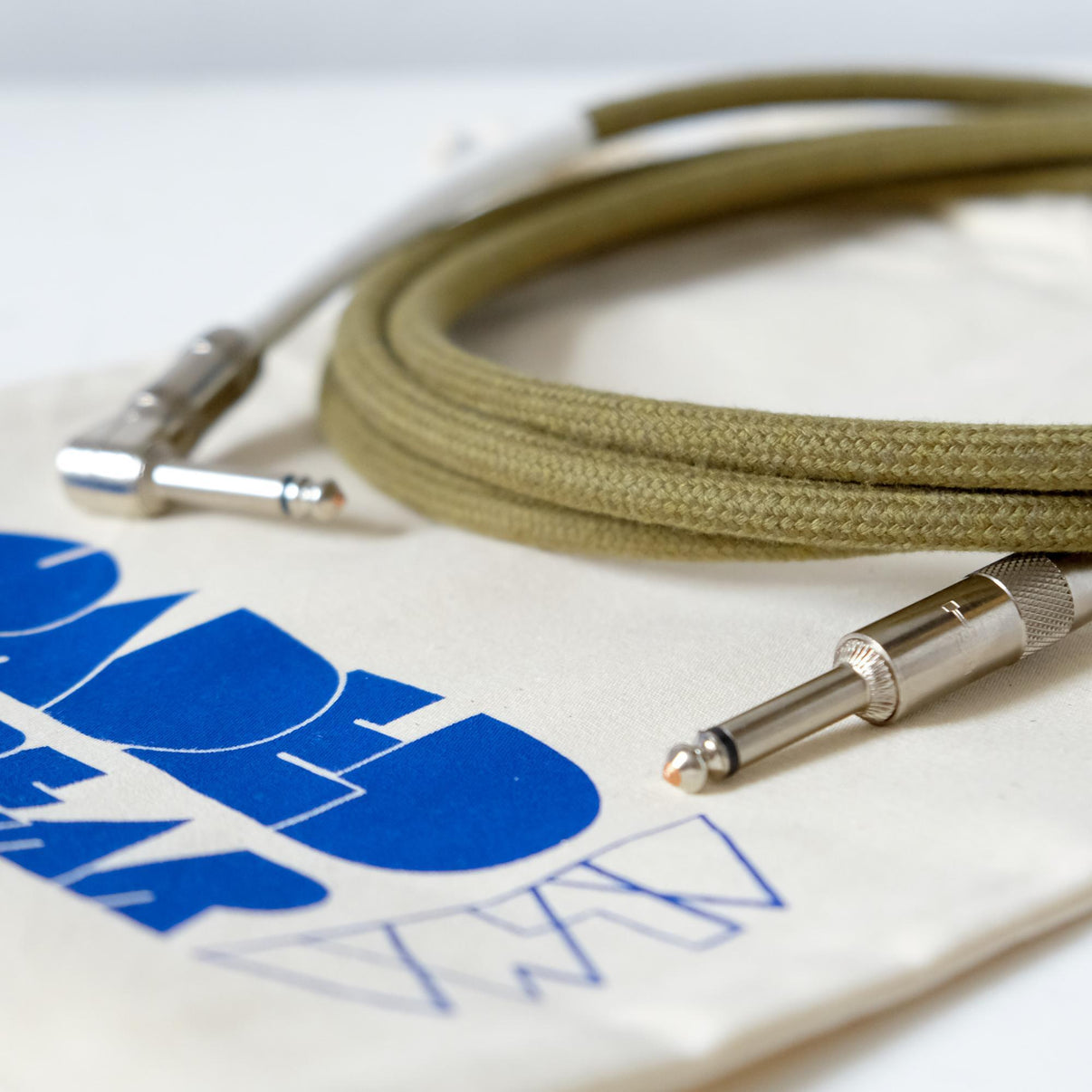 Loaded for Bear ALMA Deluxe Instrument Cable 4,5m (Mossed) – Fuzz n Buzz